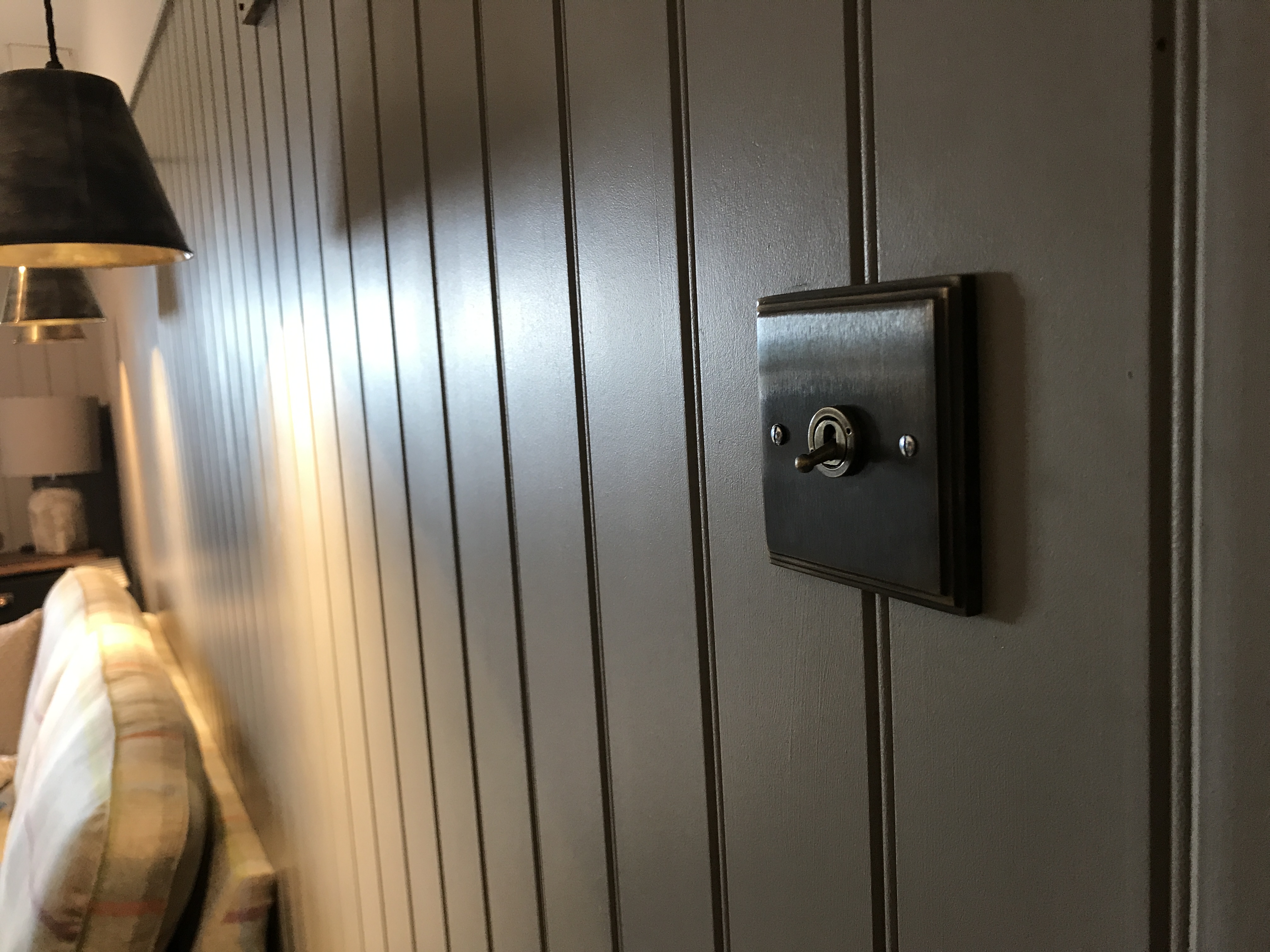 Period electrical sockets & switches - metallic or wooden backplates