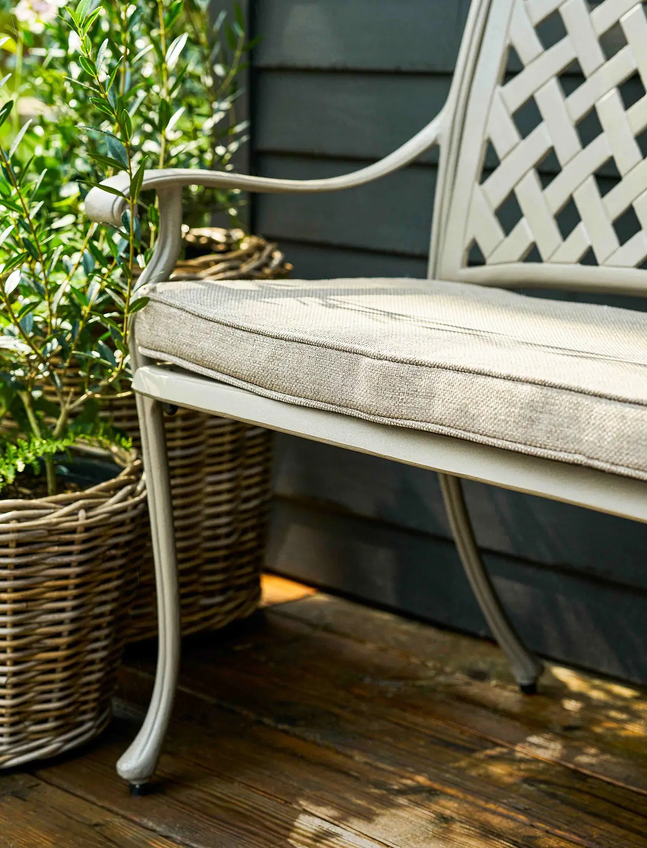 Marcham Bench