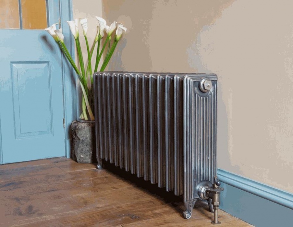Ornate Churchill Cast Iron Radiator 670