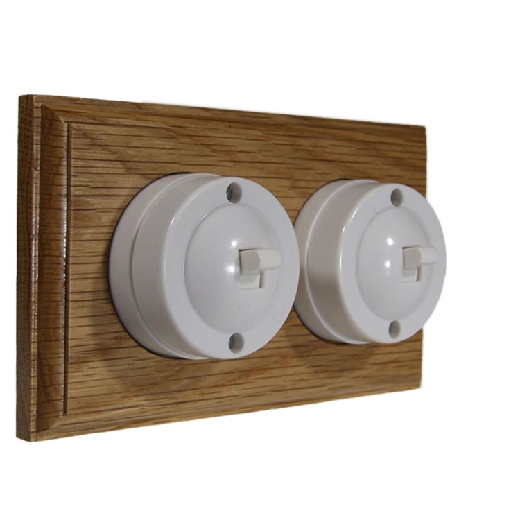 2 Gang 1 or 2 way Horizontal Bakelite Switch White Dolly On A Light Oak Base
